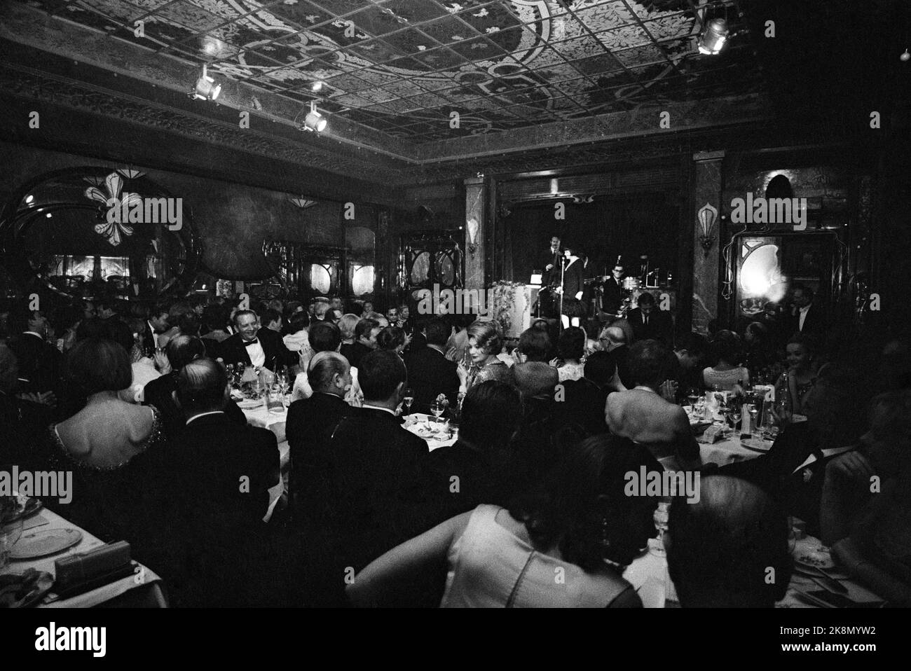 French singer regine hi-res stock photography and images - Alamy