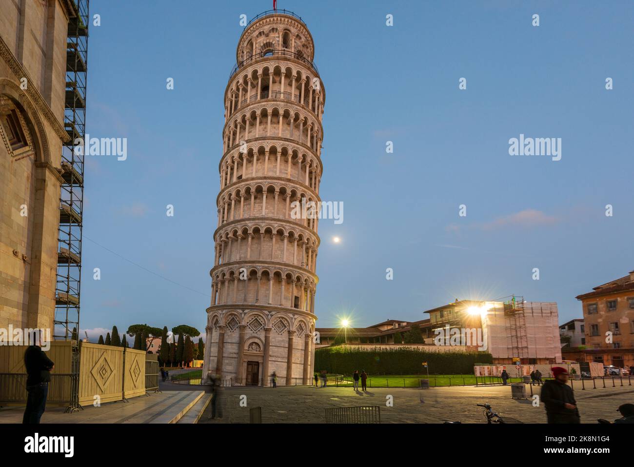 View of the leaning tower of pisa agains sky Stock Photo - Alamy