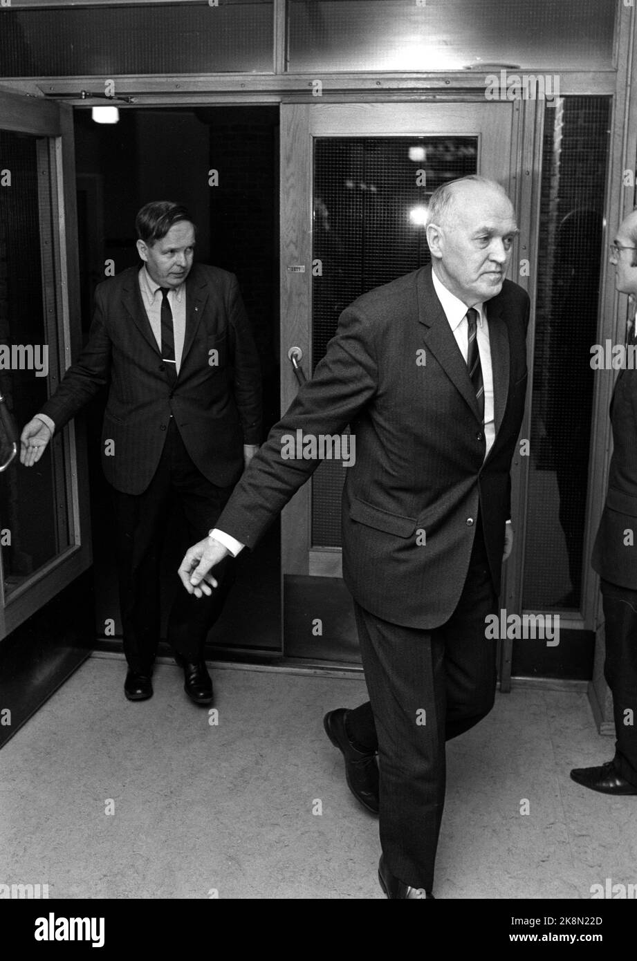 Oslo 19710309 Government crisis after the so -called leakage case ...