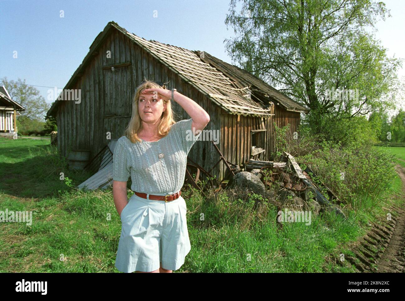 Rygge 19940510: Artist Grynet Molvig in his Bardom home in Rygge ...