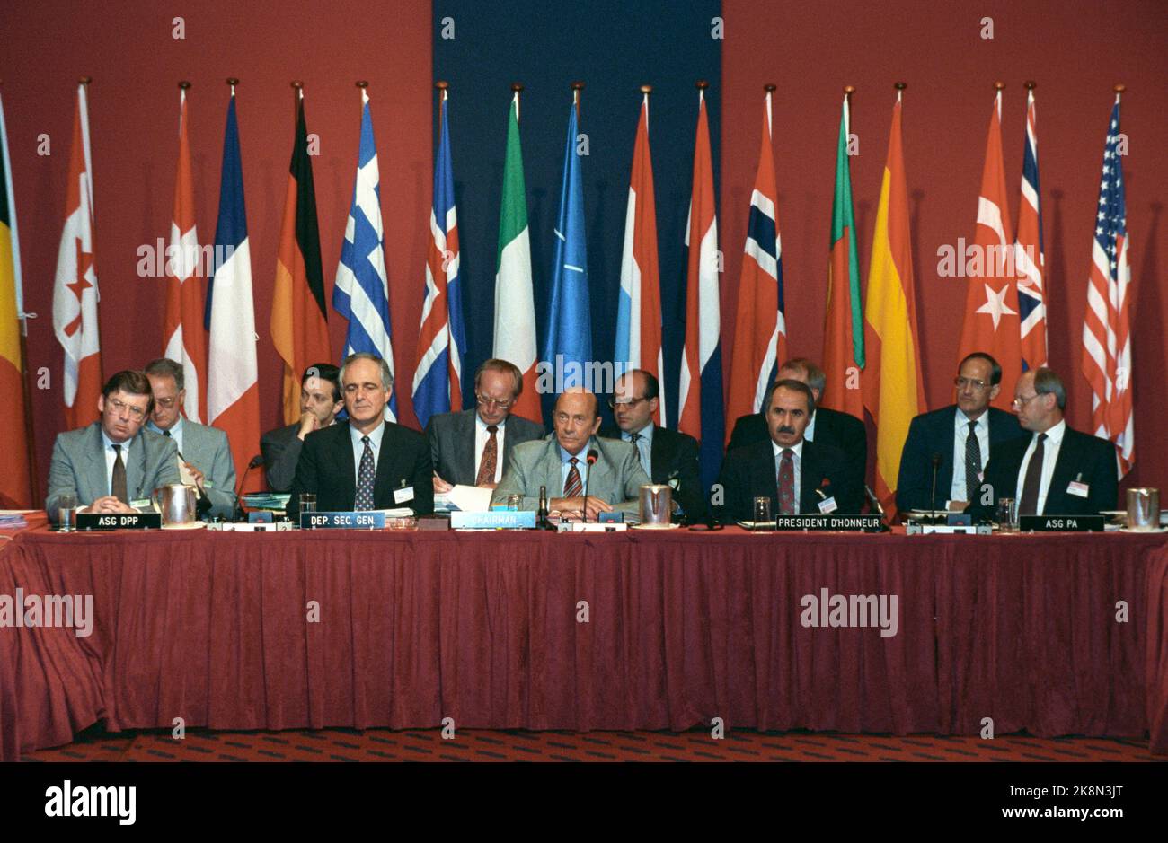 Oslo 19920604. NATO meeting in Oslo. NATO countries' foreign ministers ...