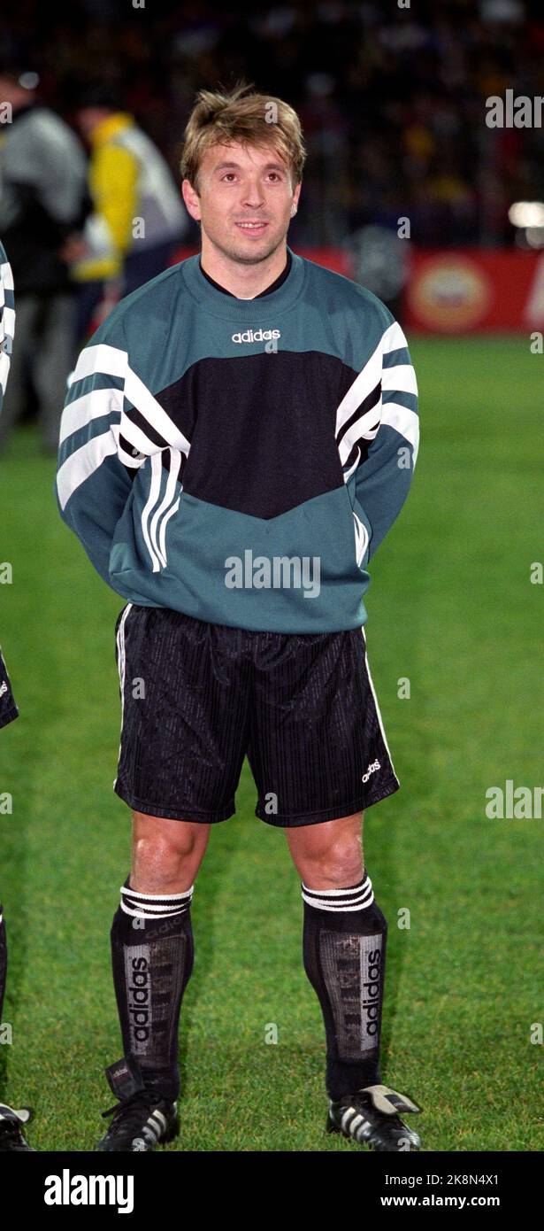 Trondheim 19961016 football hi-res stock photography and images - Alamy