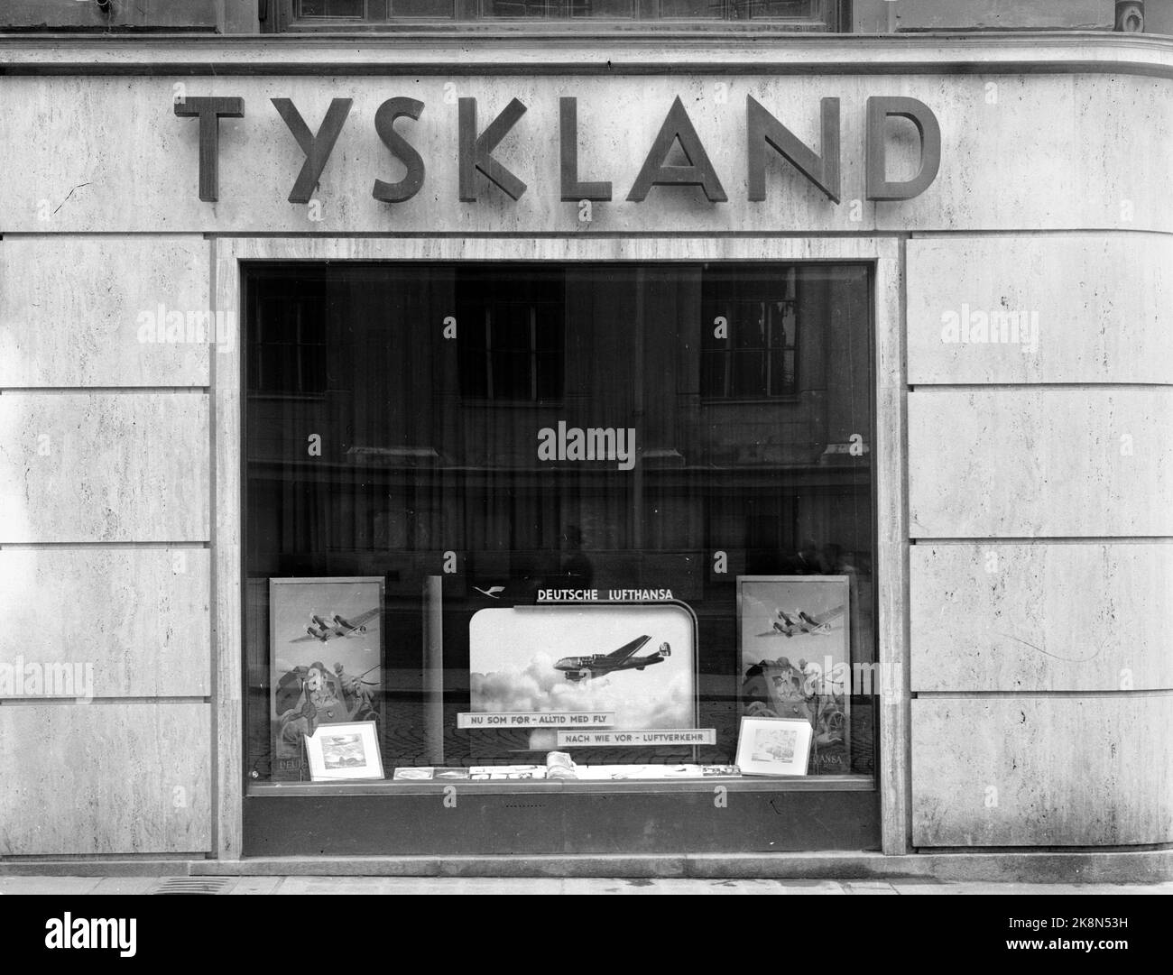 Karl Johan, Oslo May 1942. Germany. Advertising pictures for Deutsche ...