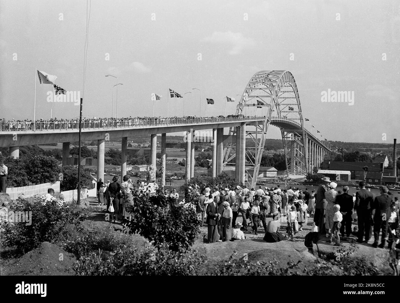 Jan nordby ntb ntb bubros bridge opening ceremonies flag hi-res stock ...
