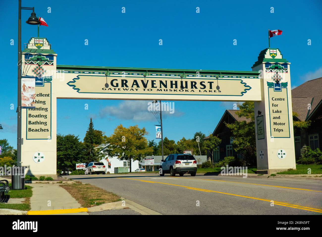 The gateway to Muskoka sign in Gravenhurst Ontario Stock Photo - Alamy