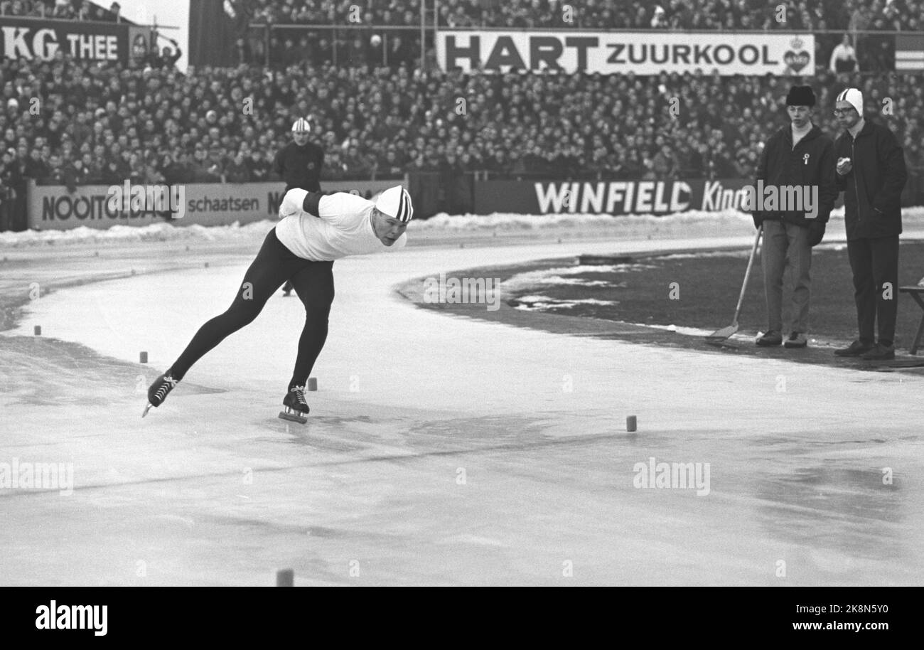 DEMER, the Netherlands 19660123. Skating European Championship 1966 ...