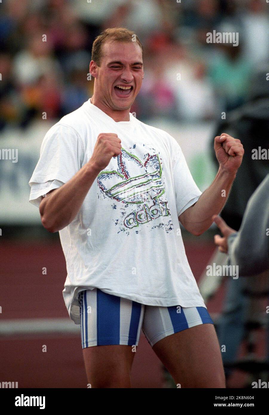 Erik johansen ntb happiness spear action alone hi-res stock photography ...