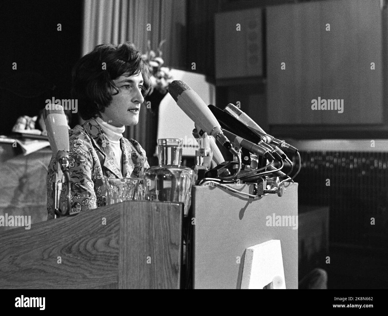 Henrik laurvik ntb national meetings alone profile hi-res stock ...