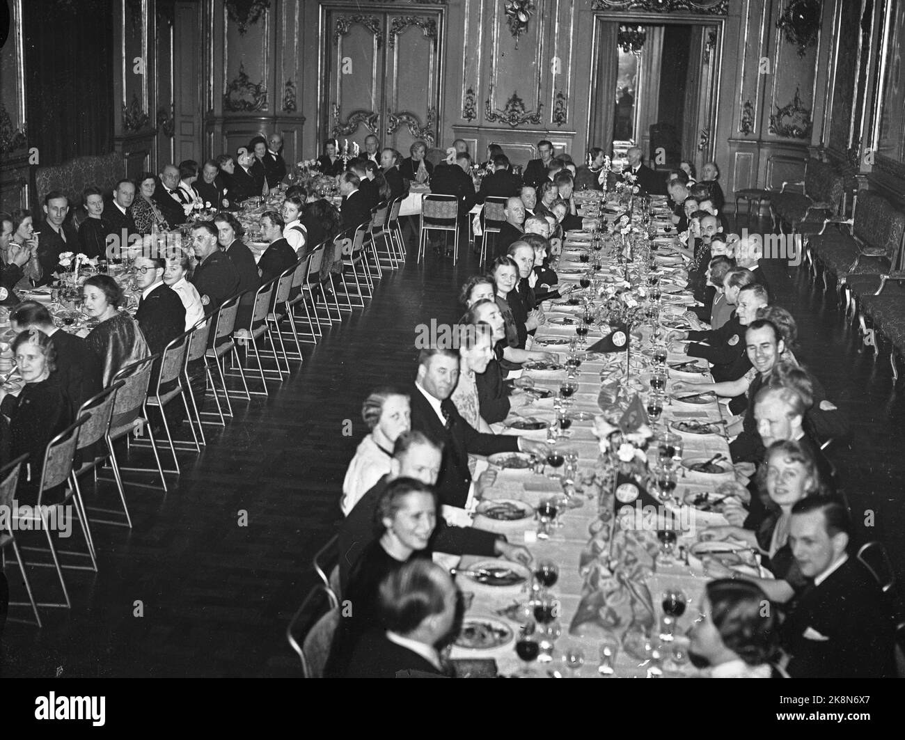 WW2 Oslo 19420202 N.S party in the rococo room at the Grand Hotel ...