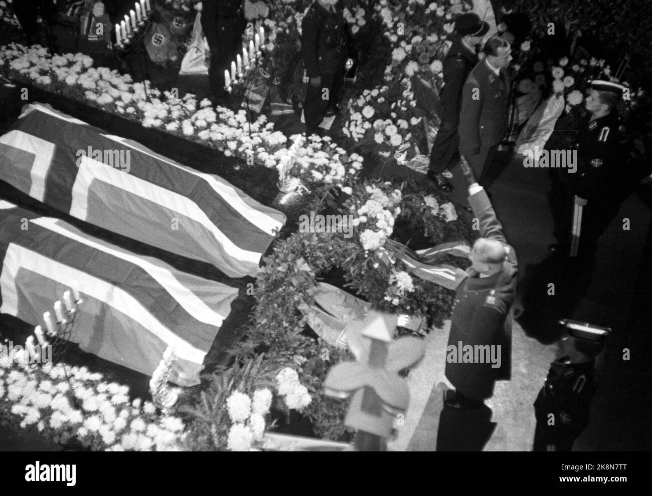 WW2 Oslo 19421031 NS leader Vidkun Quisling makes the Nazi greeting ...