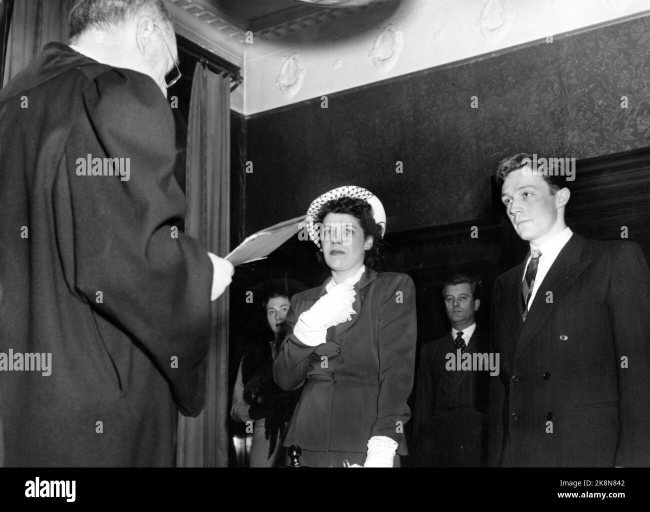 19480511 hi-res stock photography and images - Alamy