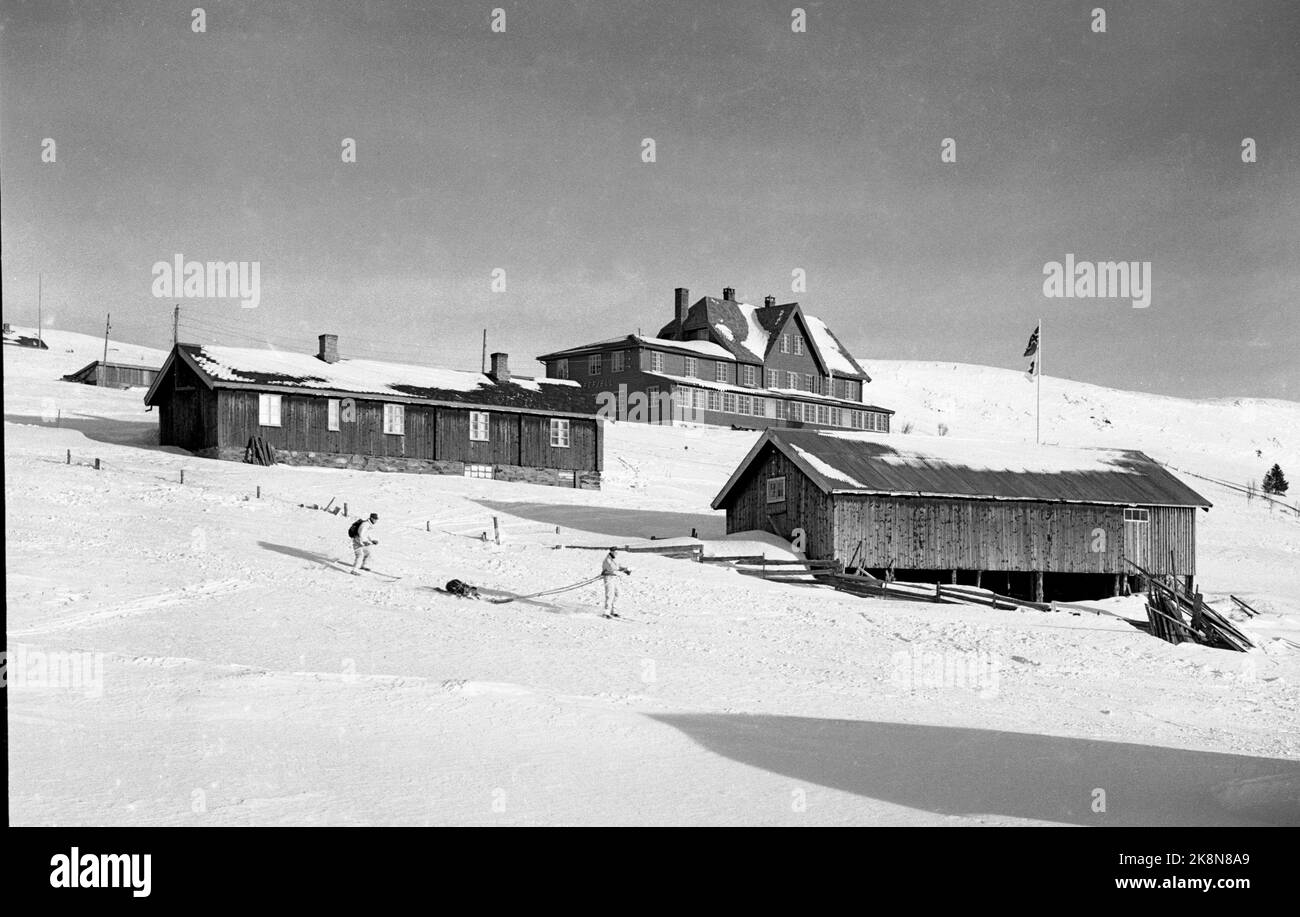 Storefjell 25-30 January 1955. The Norwegian Red Cross Relief Corps ...