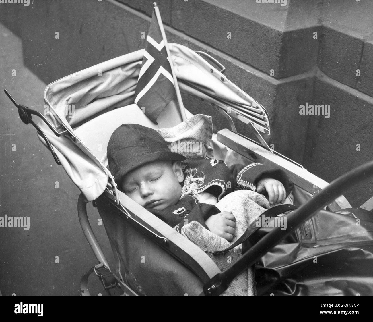 May 17 is the childrens day hi-res stock photography and images - Alamy