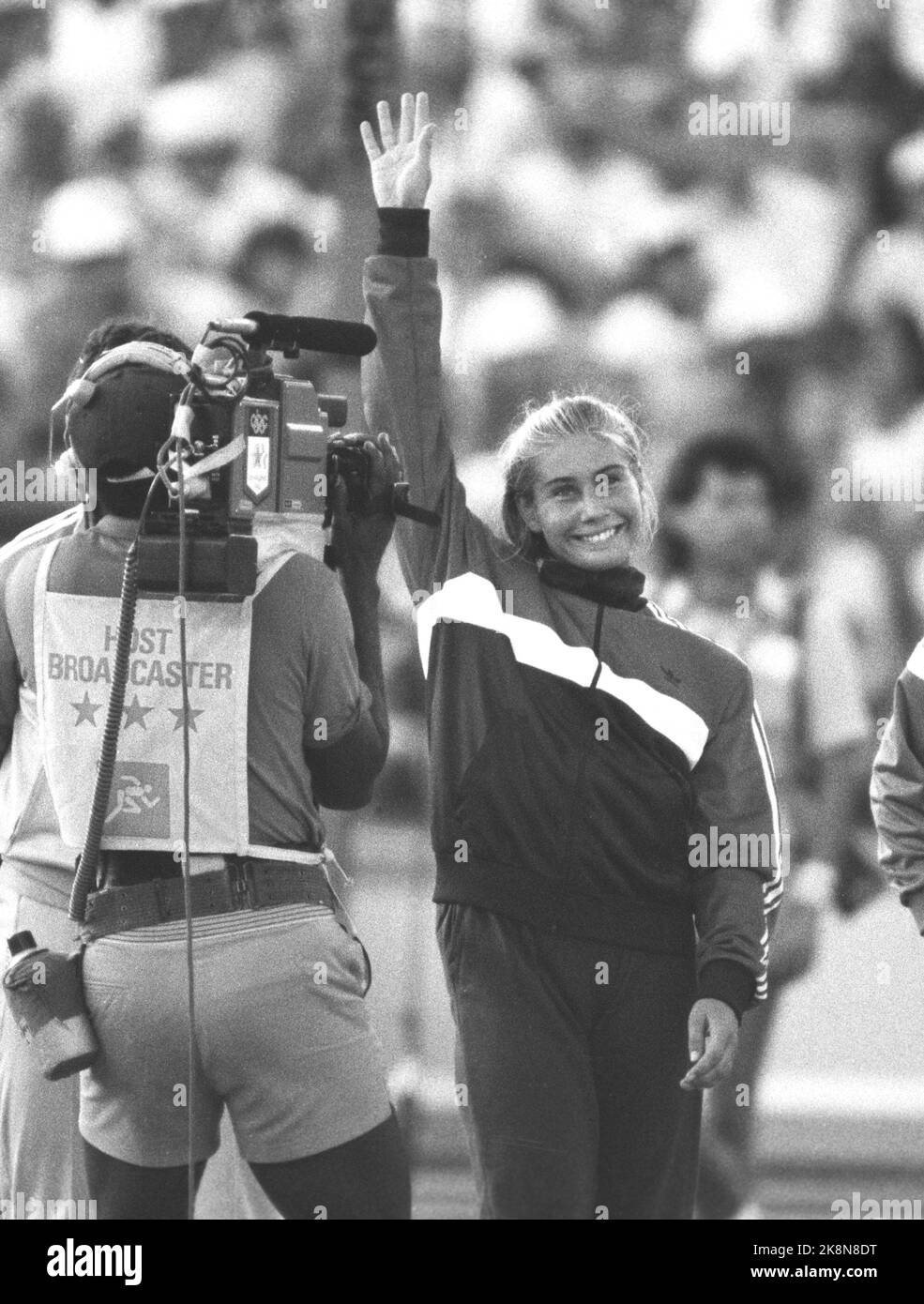 Los Angeles, 19840806. The Los Angeles Olympics. Spear. A happy Trine ...