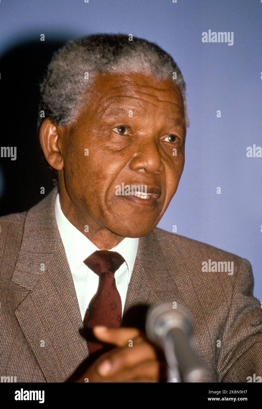 Anc leader nelson mandela visits oslo photo hi-res stock photography ...