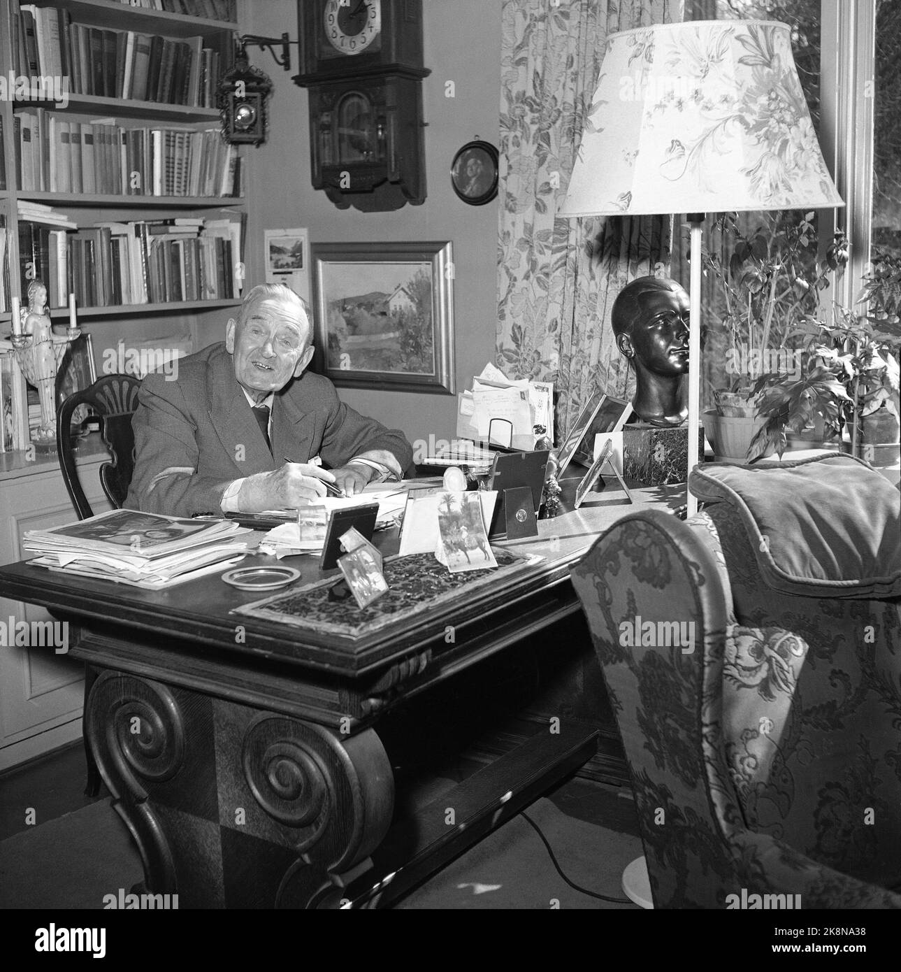 Portrait of actor Hauk Aabel. He is here 87 years old and still works ...