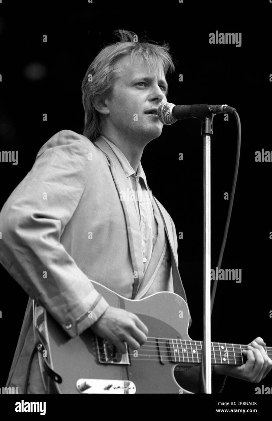 Inge gjellesvik concert music group alone hi-res stock photography and ...