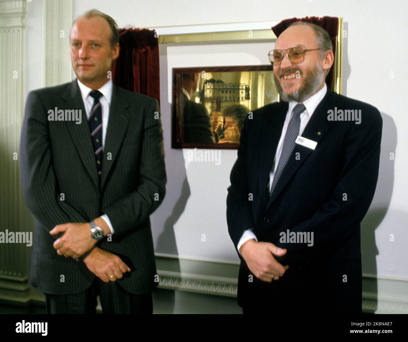 London, England November 29, 1985. The Crown Prince couple visits Norsk ...