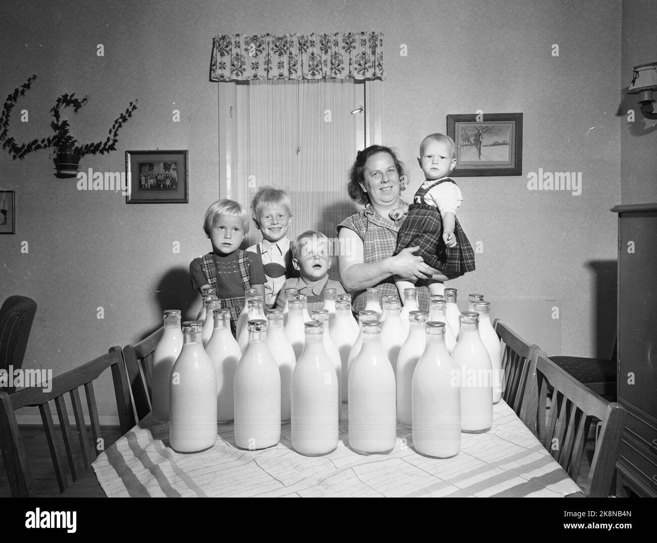 19550917 hi-res stock photography and images - Alamy