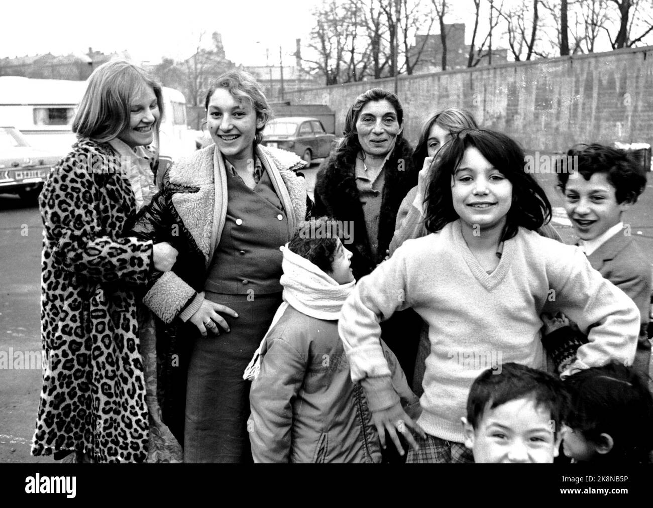 Sverre a borretzen current ntb gypsy children hi-res stock photography and images - Alamy