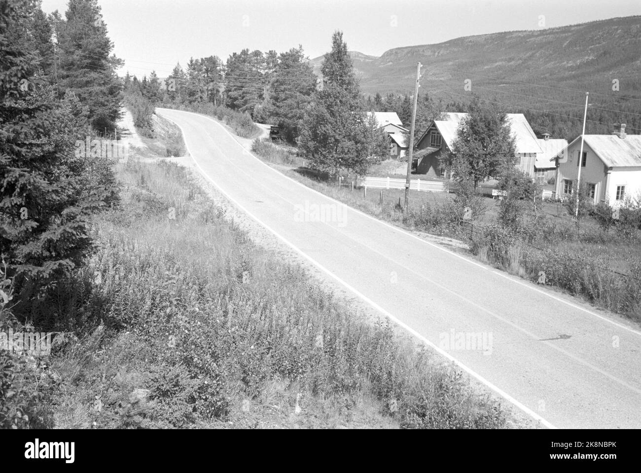 The stenersen case roads in the area photo hi-res stock photography and ...
