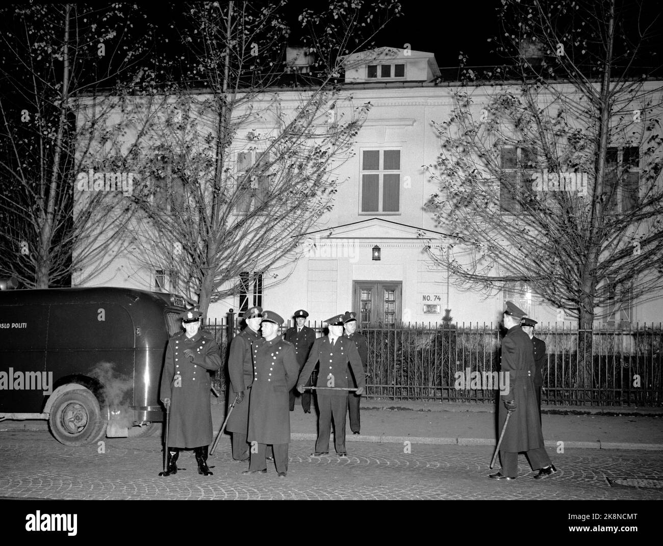 Soviet embassy hi-res stock photography and images - Alamy