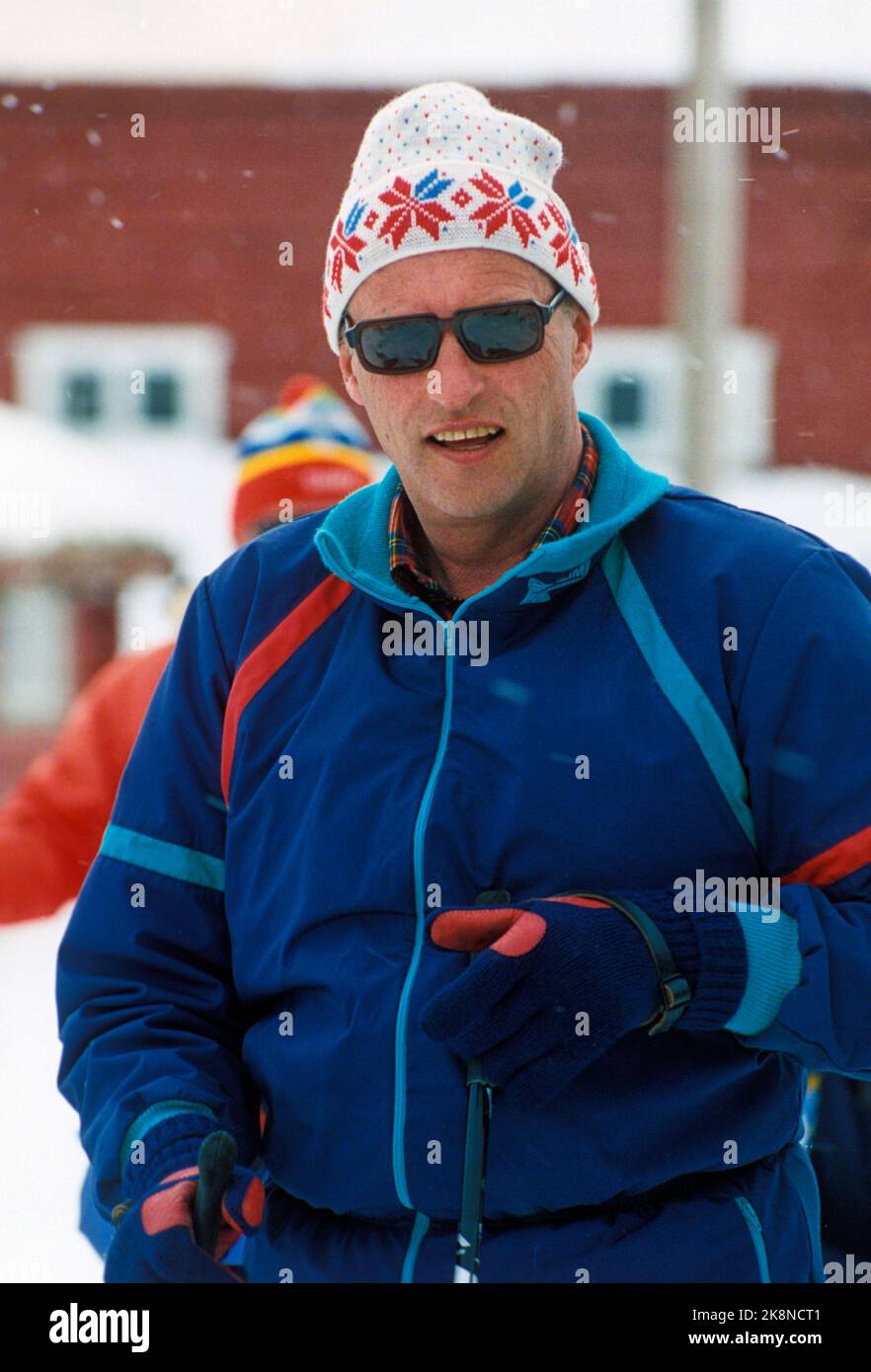 1992 king harald hi-res stock photography and images - Alamy