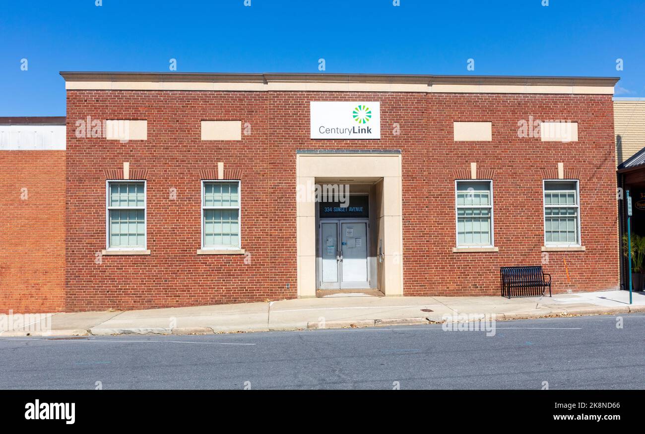 ASHEBORO, NC, USA-26 SEPT 2022: Century Link building in downtown Stock ...
