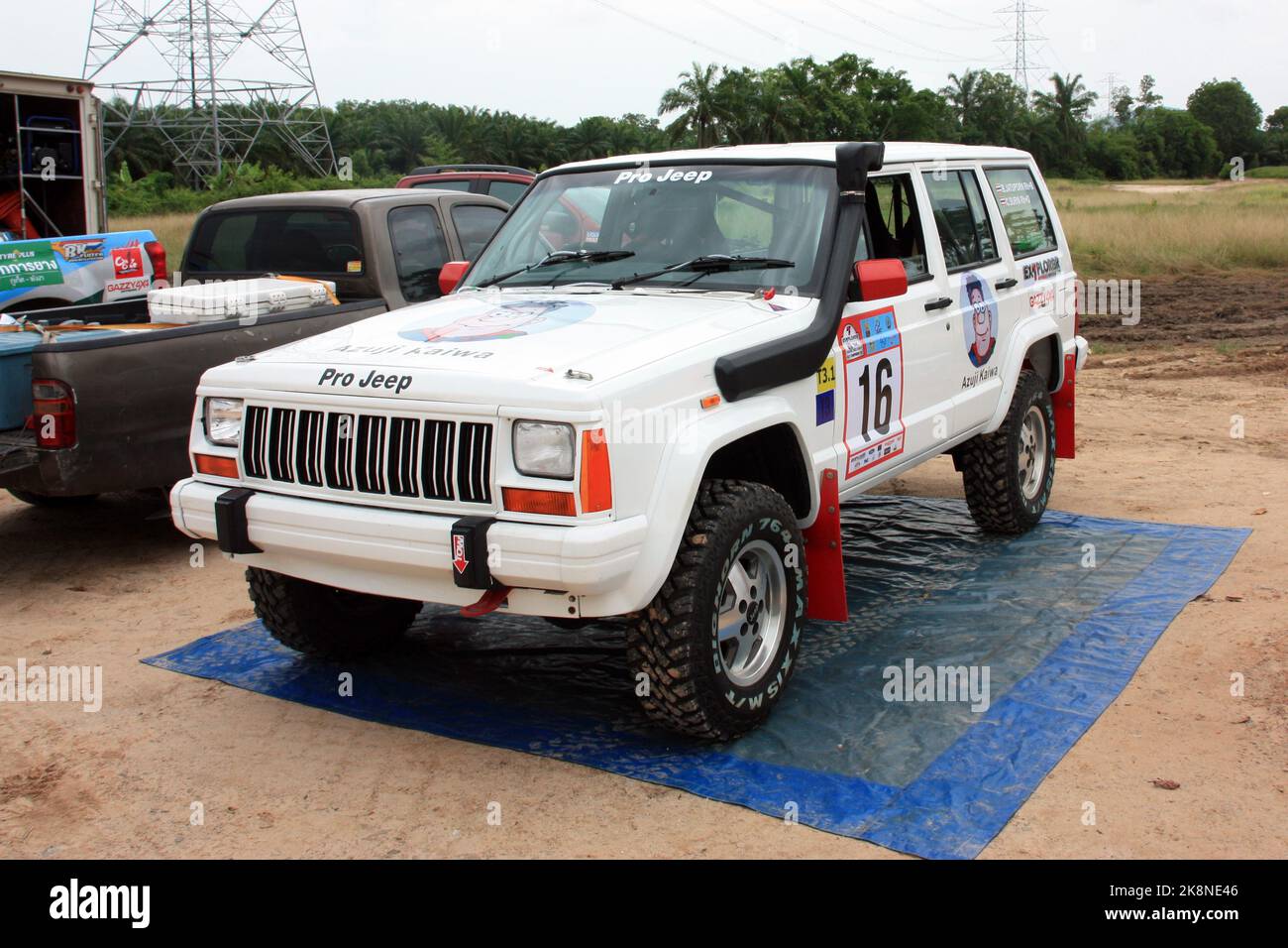The cars during the TWC Cross Country Rally Championship in Surat Thani ...