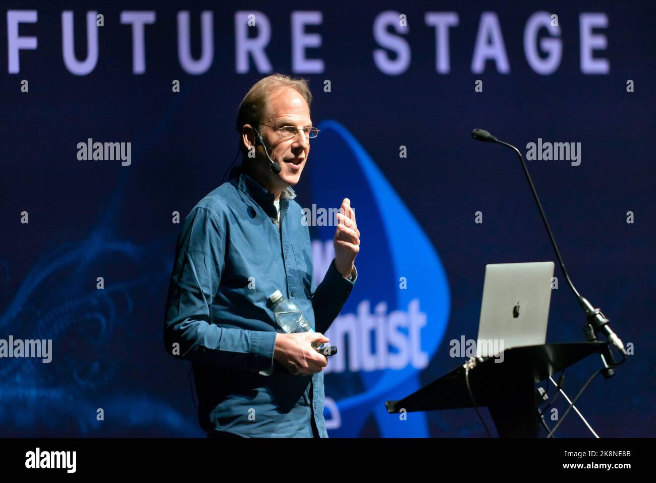 Professor Simon Baron-Cohen giving a talk entitled "The pattern seekers ...