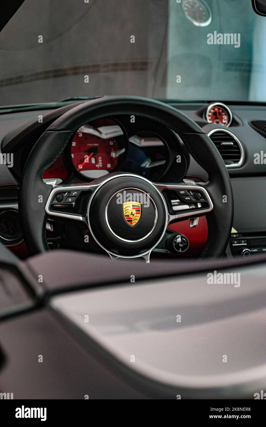 The Porsche Boxster 718 Spyder Steering wheel Stock Photo - Alamy