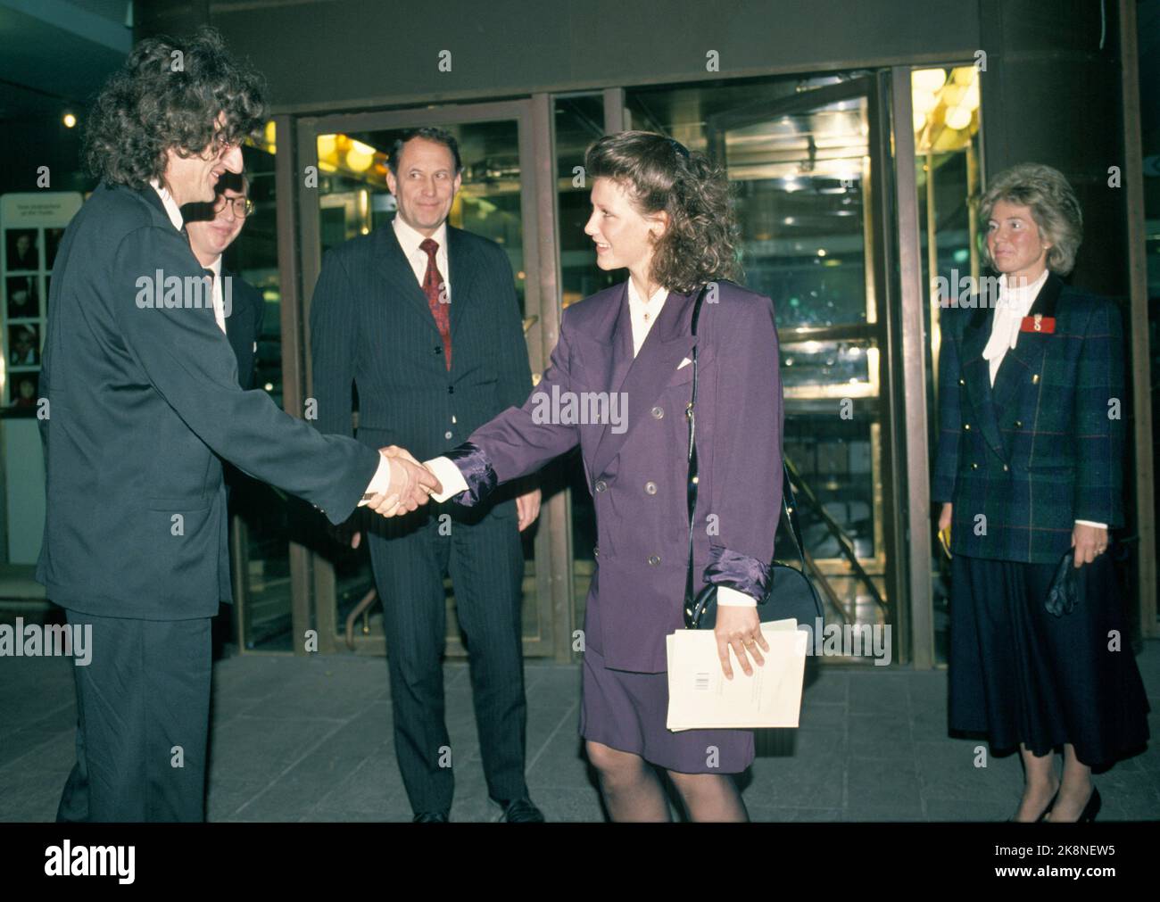 John stenersen the norwegian royal house opening ceremonies handshake ...