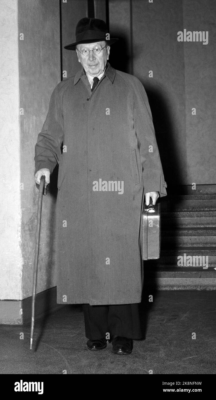 Oslo. Christofer Hornsrud, former Prime Minister (Ap). Hornsrud formed ...