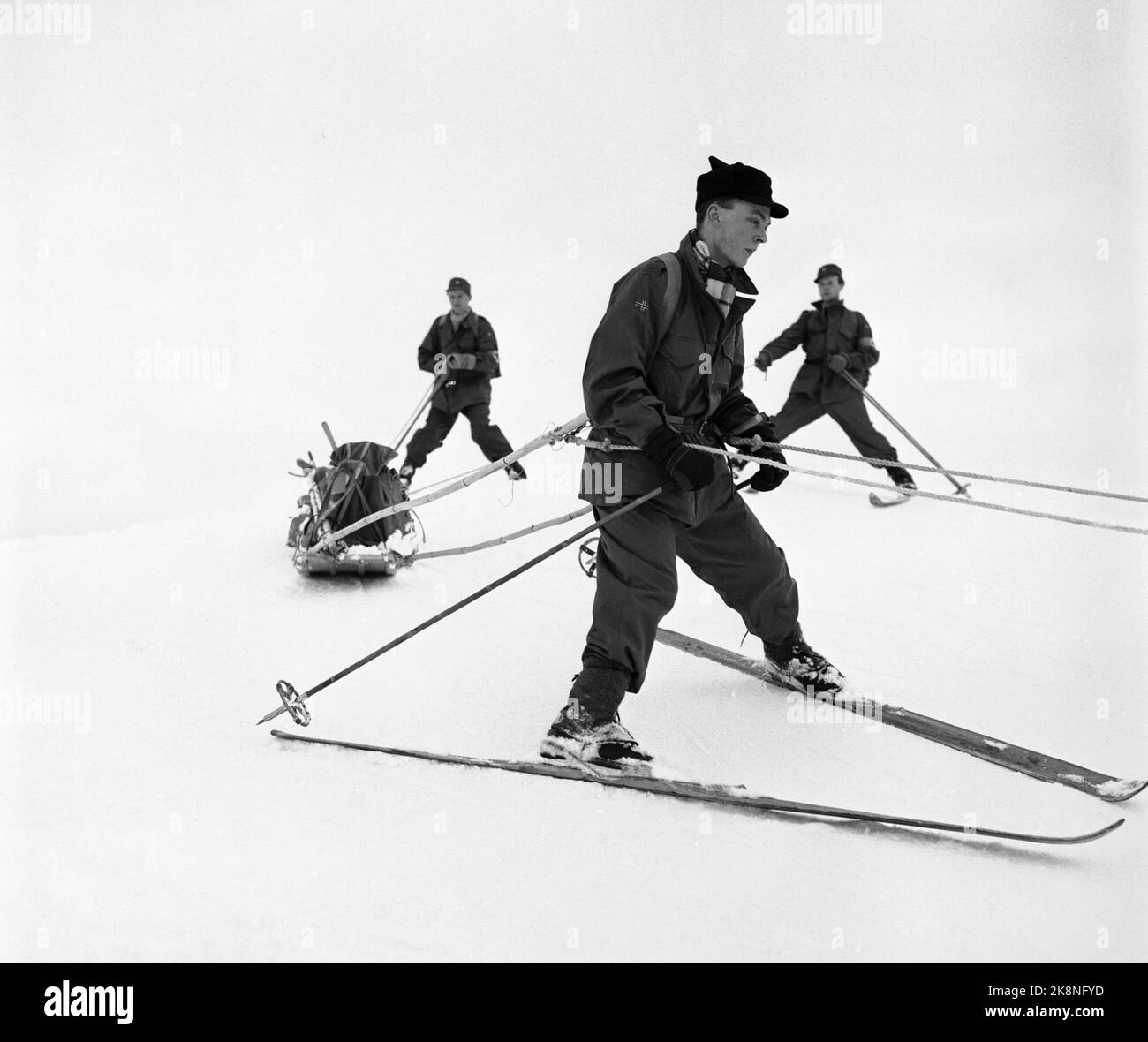 Storefjell 25-30 January 1955. The Norwegian Red Cross Relief Corps ...