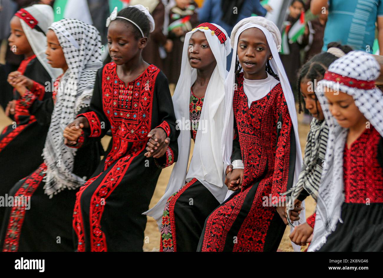 Gaza, Palestine. 23rd Oct, 2022. Palestinian girls, wearing traditional ...