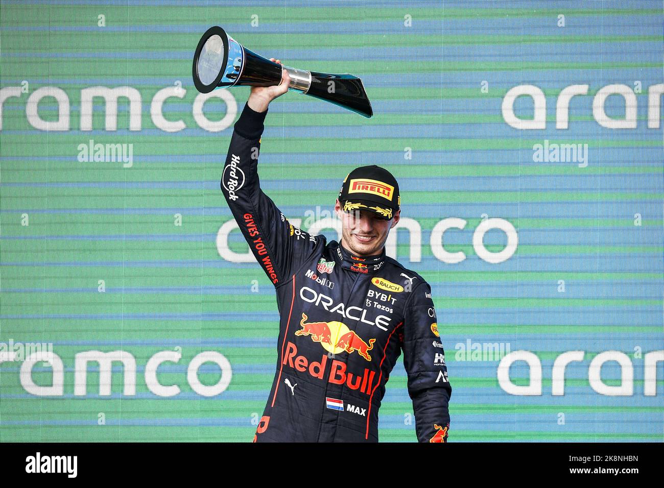 VERSTAPPEN Max (ned), Red Bull Racing RB18, portrait celebration podium ...