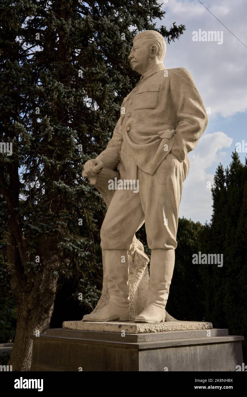 Statue von Josef Stalin, sowjetischer Diktator und Gewaltherrscher, vor ...