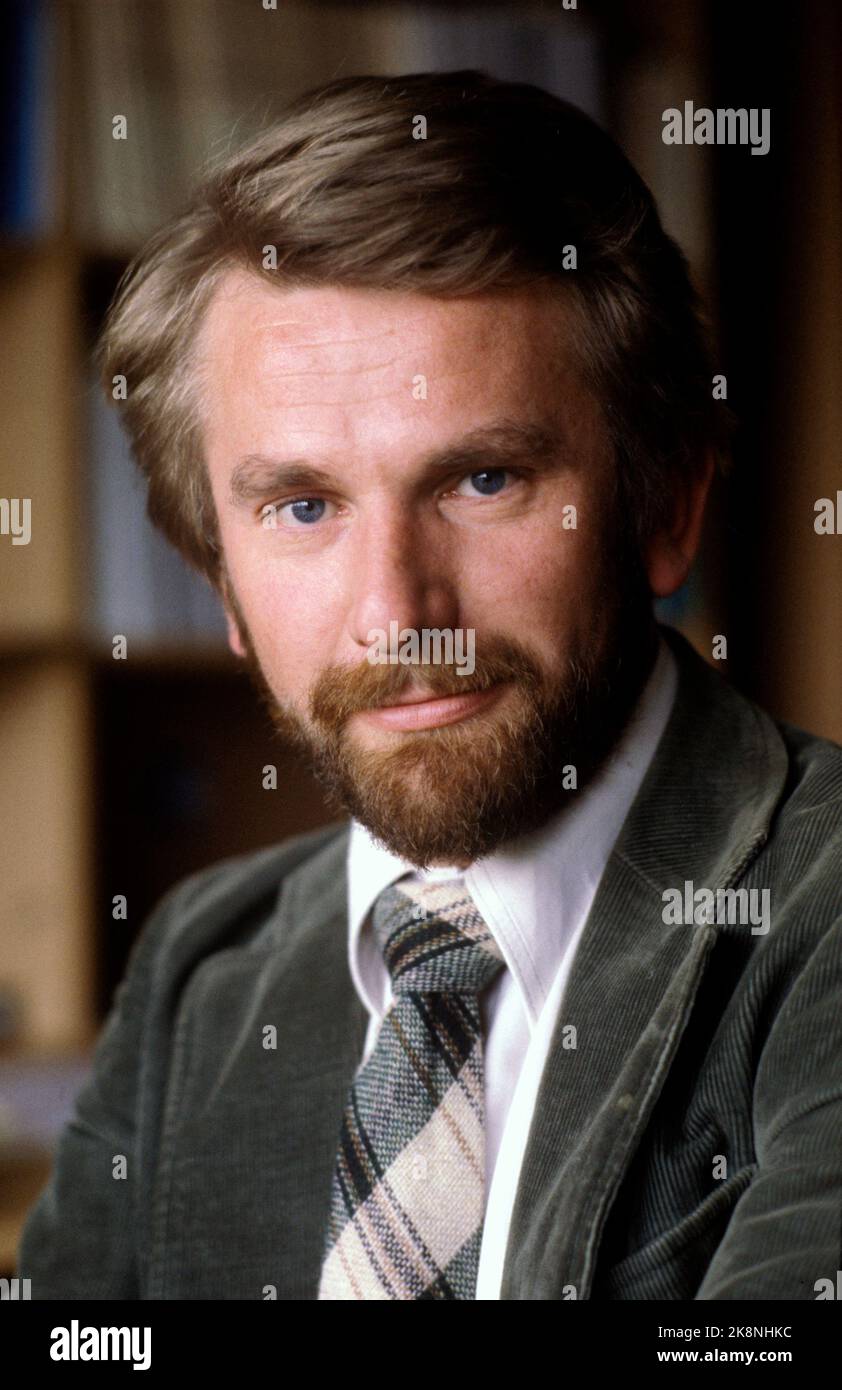 Oslo 198005 journalist hans wilhelm steinfeld hi-res stock photography ...