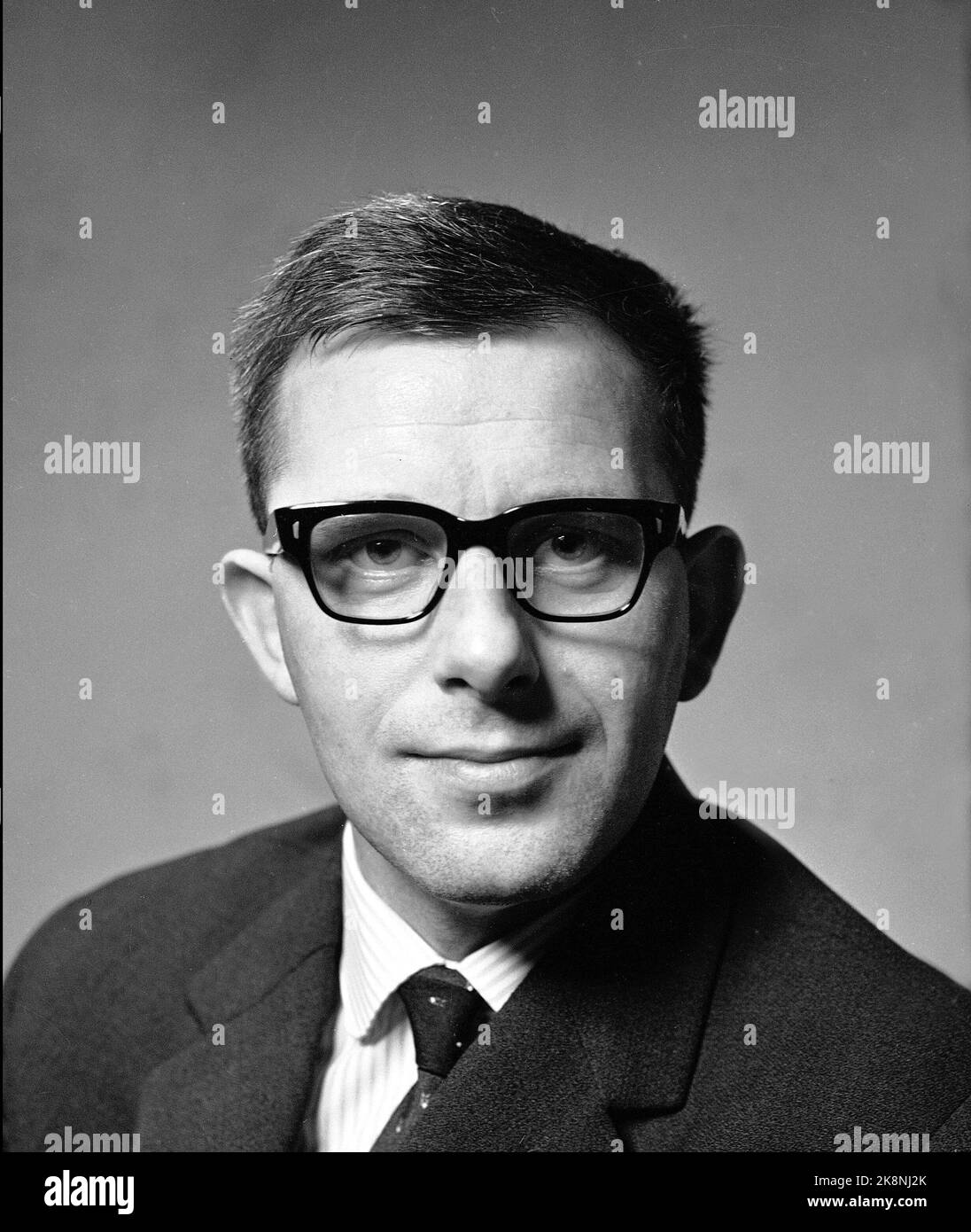 Oslo 19640914 program secretary in nrk herbjorn sorebo photo hi-res ...