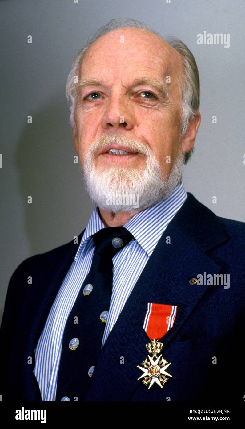 Oslo 19871116. Actor Lasse Kolstad appointed Knight 1st Class of the ...