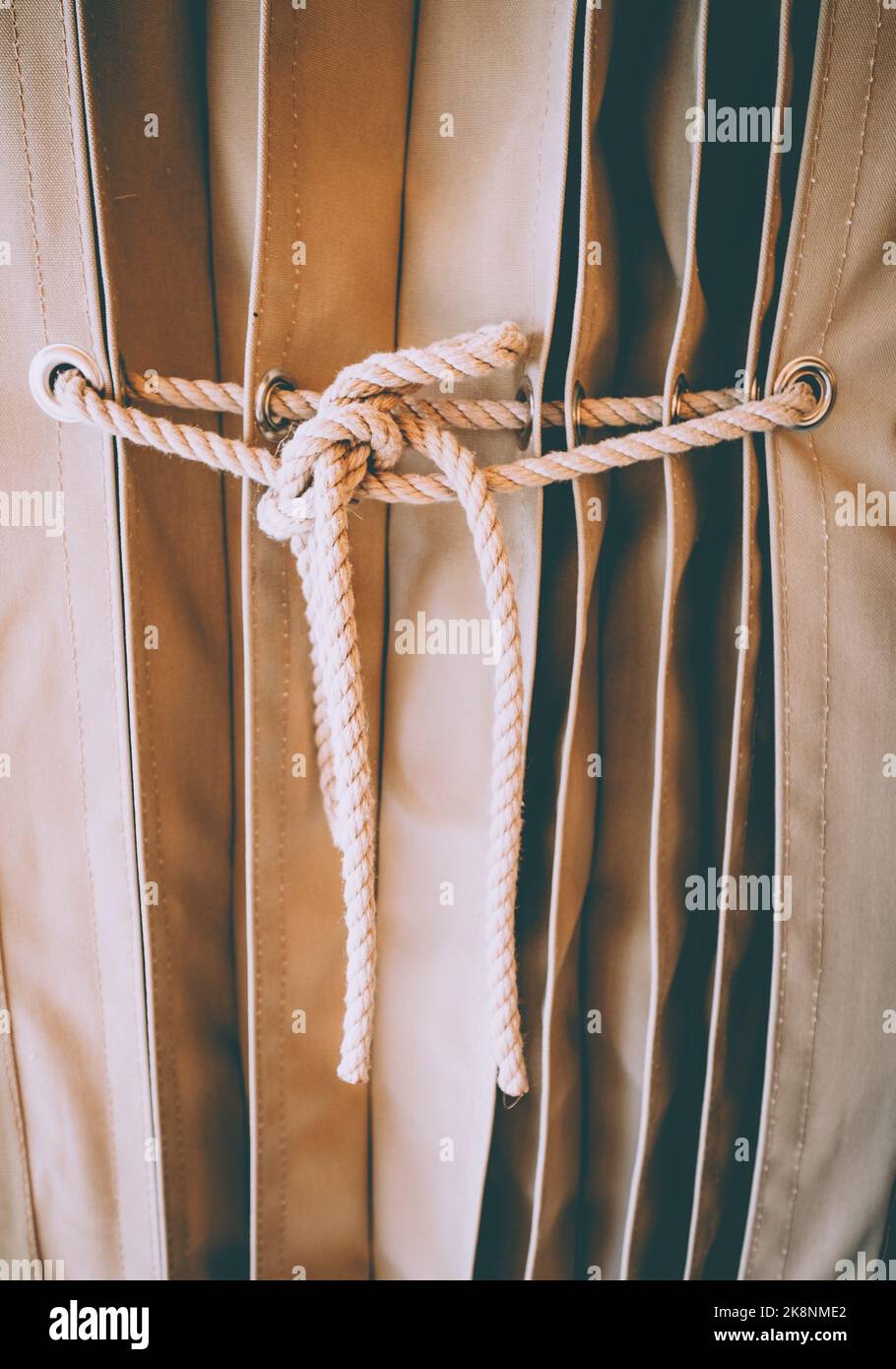 Gathered curtains hi-res stock photography and images - Alamy