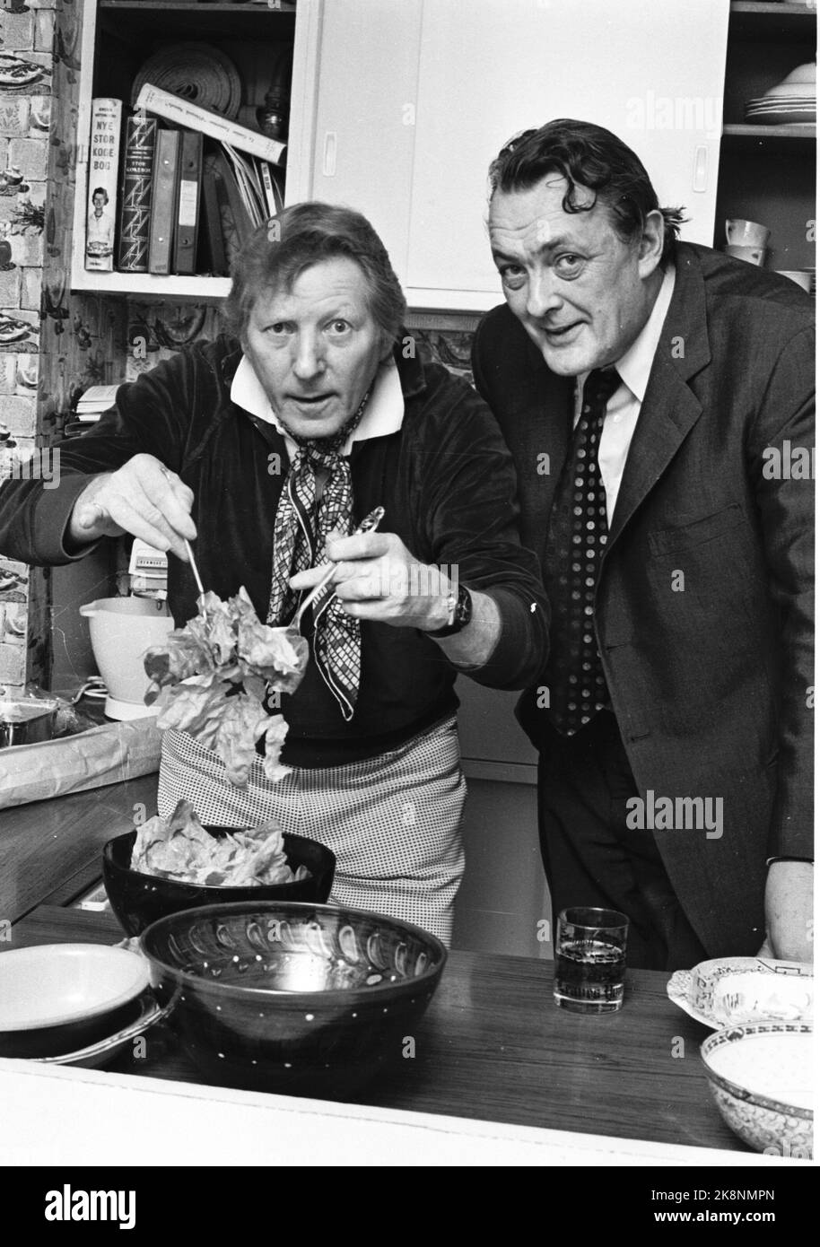 Danny kaye kitchen hi-res stock photography and images - Alamy