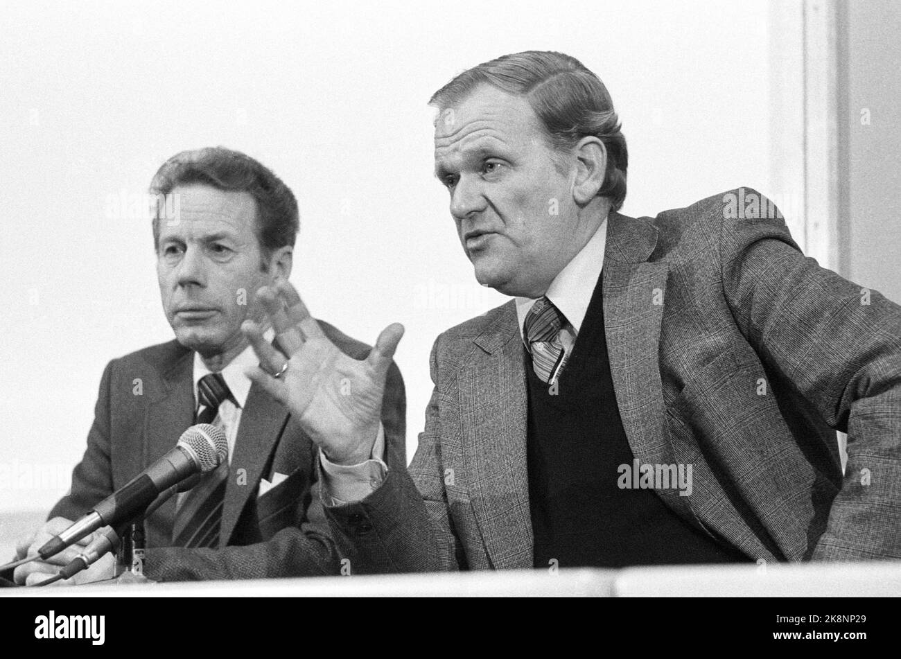 1981 hadelands killings police press conference bjorn reidar larsen t v ...