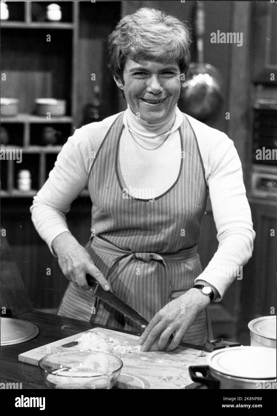 Henrik laurvik ntb television programs cooking alone hi-res stock ...