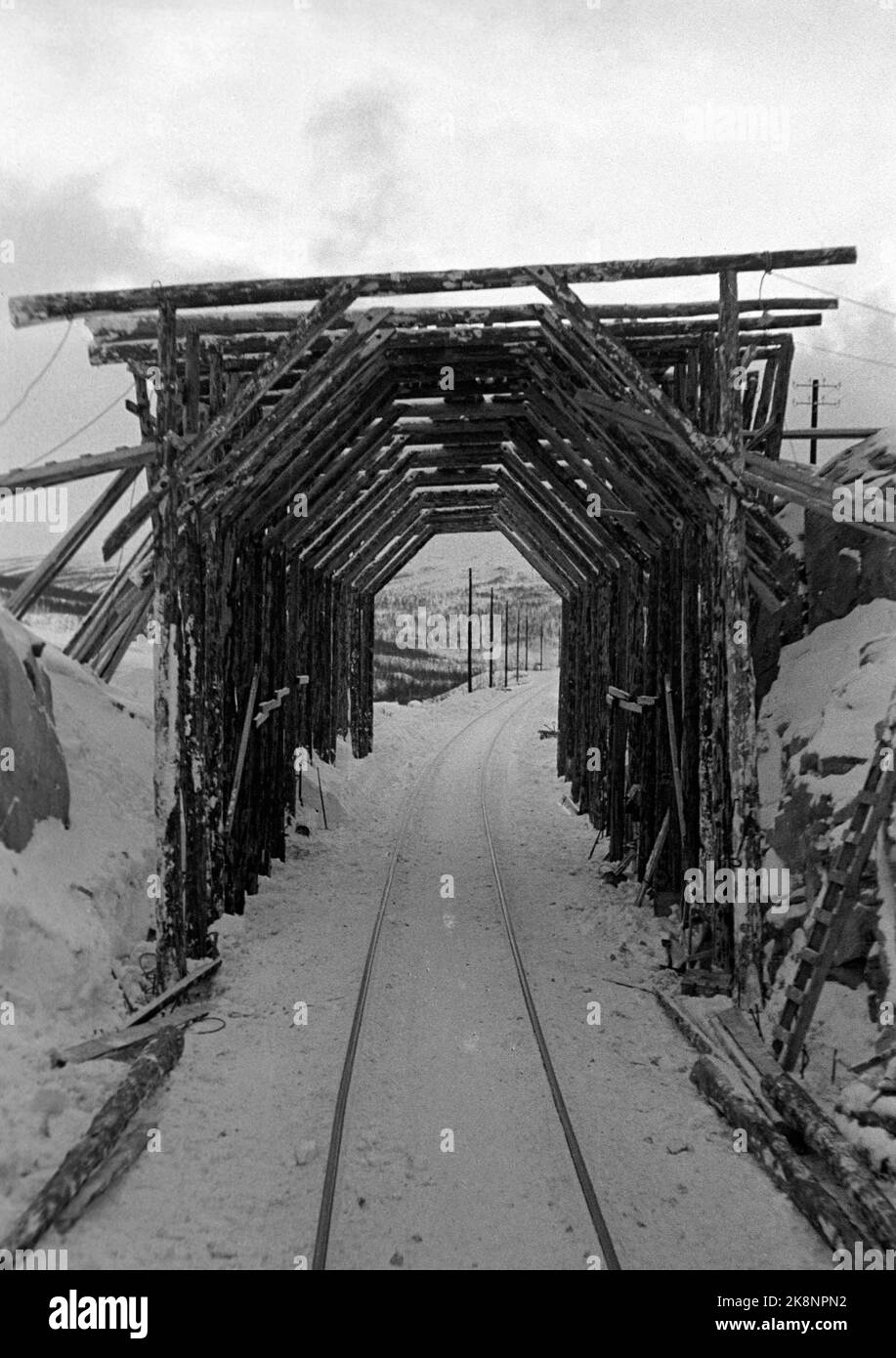 Snow superstructure hi-res stock photography and images - Alamy