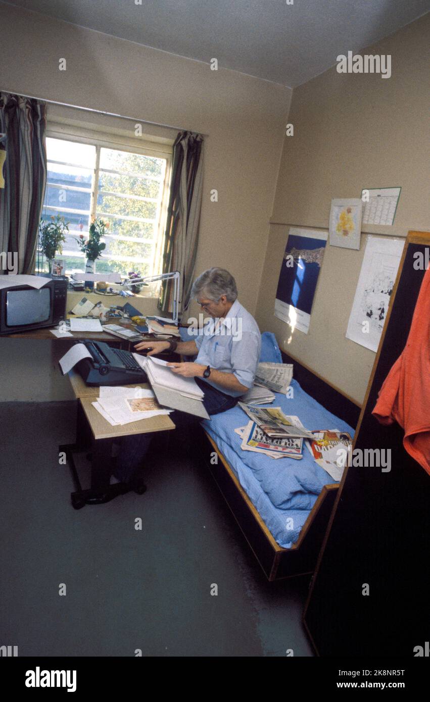 Oslo 1985-10: The Treholt case. Former agency in the Ministry of ...