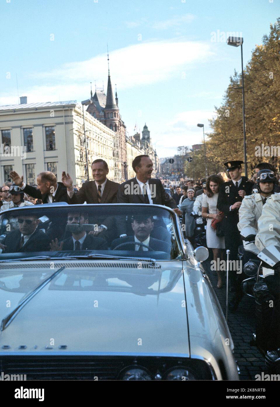 1969 the astronauts landed on the moon earlier hi-res stock photography ...