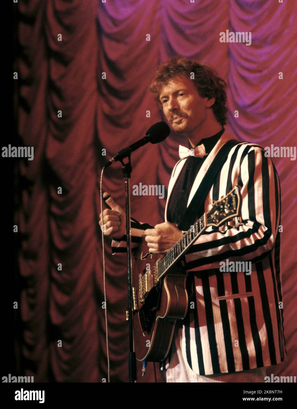 Artist oystein sunde photo hi-res stock photography and images - Alamy