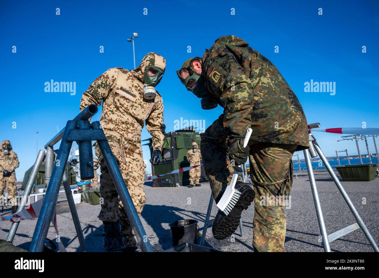 Tallin, Estonia. 24th Oct, 2022. Soldiers of the German Armed Forces ...