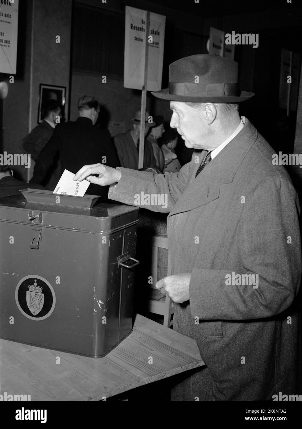 Politician rolf stranger is votes photo hi-res stock photography and ...